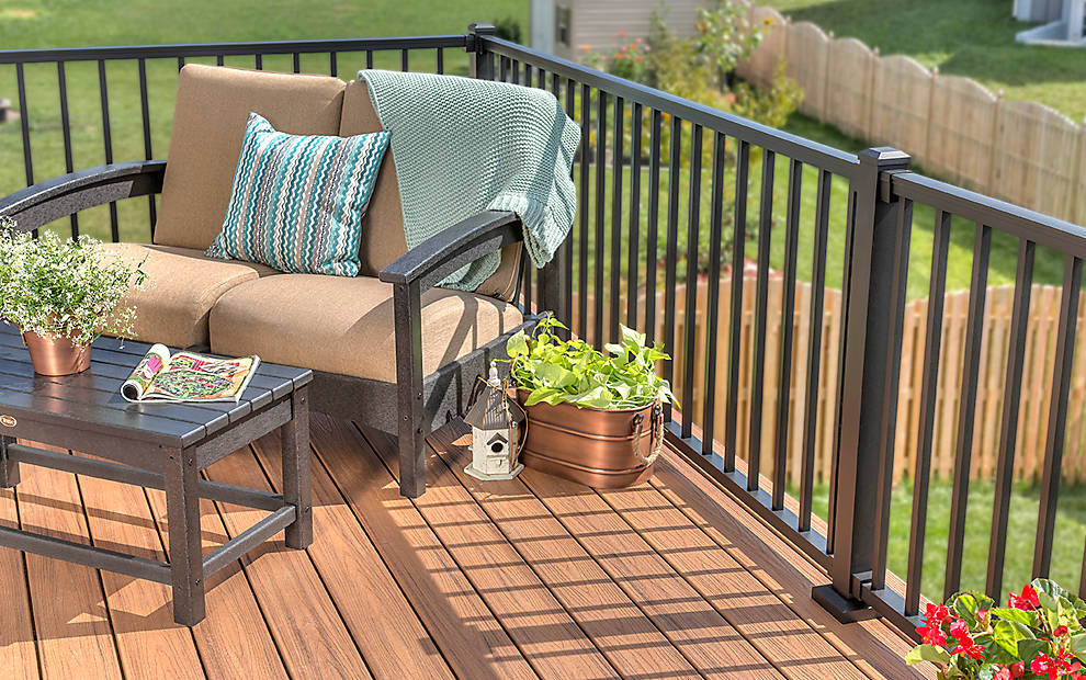 Trex Signature Railing - Great for Outdoor & Deck Hand Railing | Trex