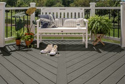 Contemporary Grey Terrace Photo Gallery | Trex