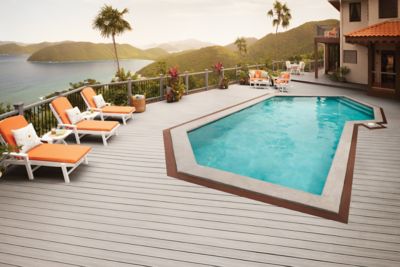 Poolside Decks | Trex